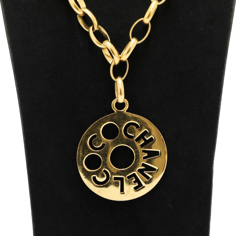 Iconique. Collier Coco CHANEL : occasion certifiée authentique